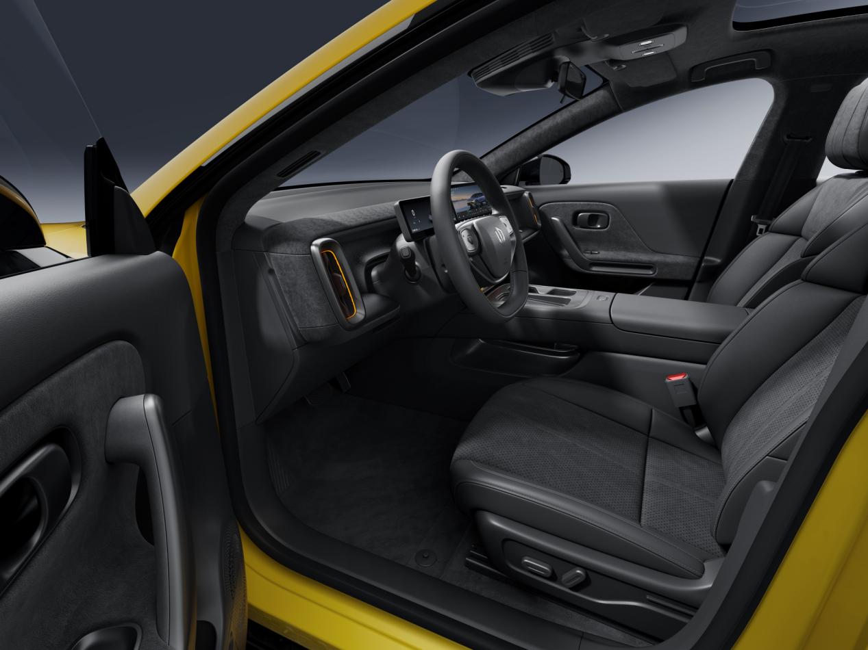 零跑Lafa5内饰图片发布 主打年轻运动|方向盘_新浪财经_新浪网