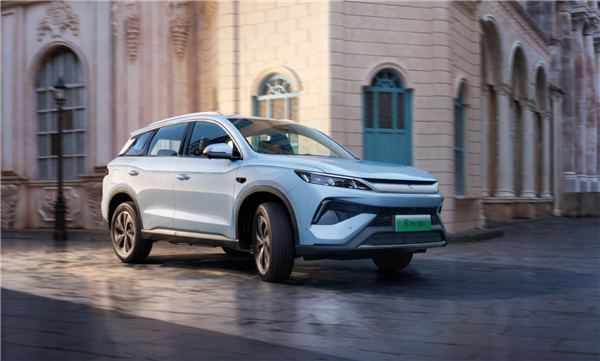 油耗创全球SUV新低！2026款比亚迪宋Pro/宋L DM-i家族上市：9.98万起|SUV|10-15万|比亚迪宋Pro_新浪科技_新浪网