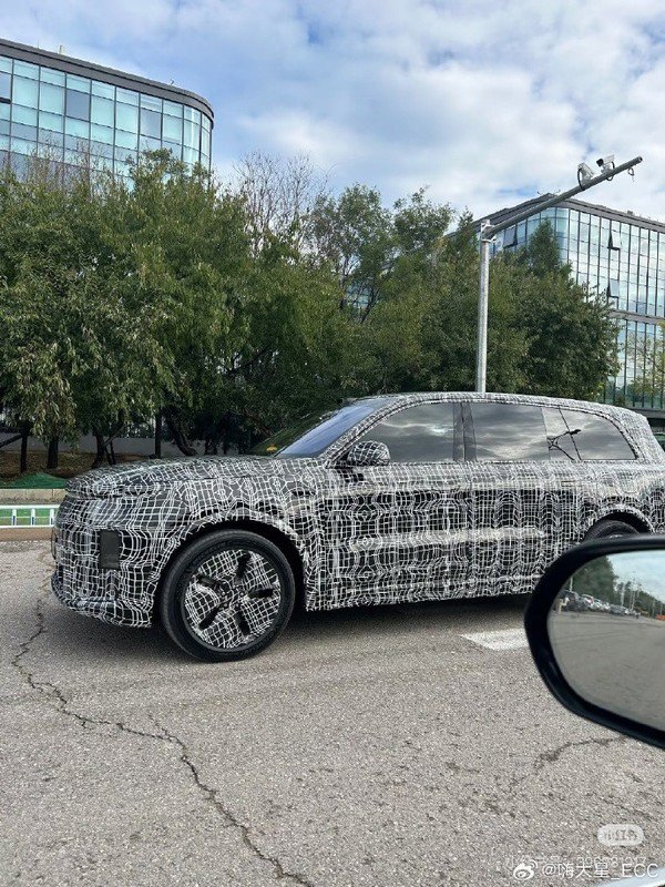 新款理想L9伪装车曝光 支持后轮转向+400km纯电续航|理想L9_新浪财经_新浪网