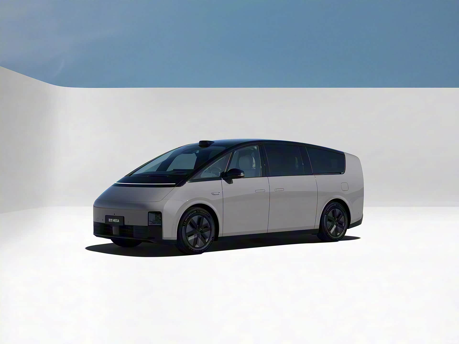 理想召回 11411 辆 2024 款 MEGA 汽车，极端情况下存在动力电池热失控风险|失控|理想汽车|北京市_新浪科技_新浪网