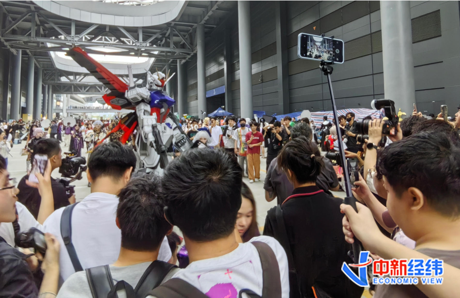 2025年终观察｜小谷子如何拉动大消费？|泡泡玛特_新浪财经_新浪网