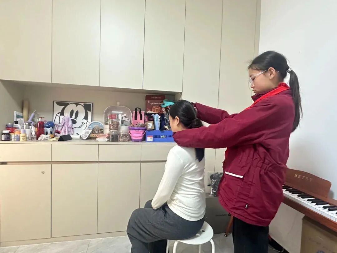 浐灞第十八小学开展“感恩与责任”主题教育活动|小学_新浪财经_新浪网