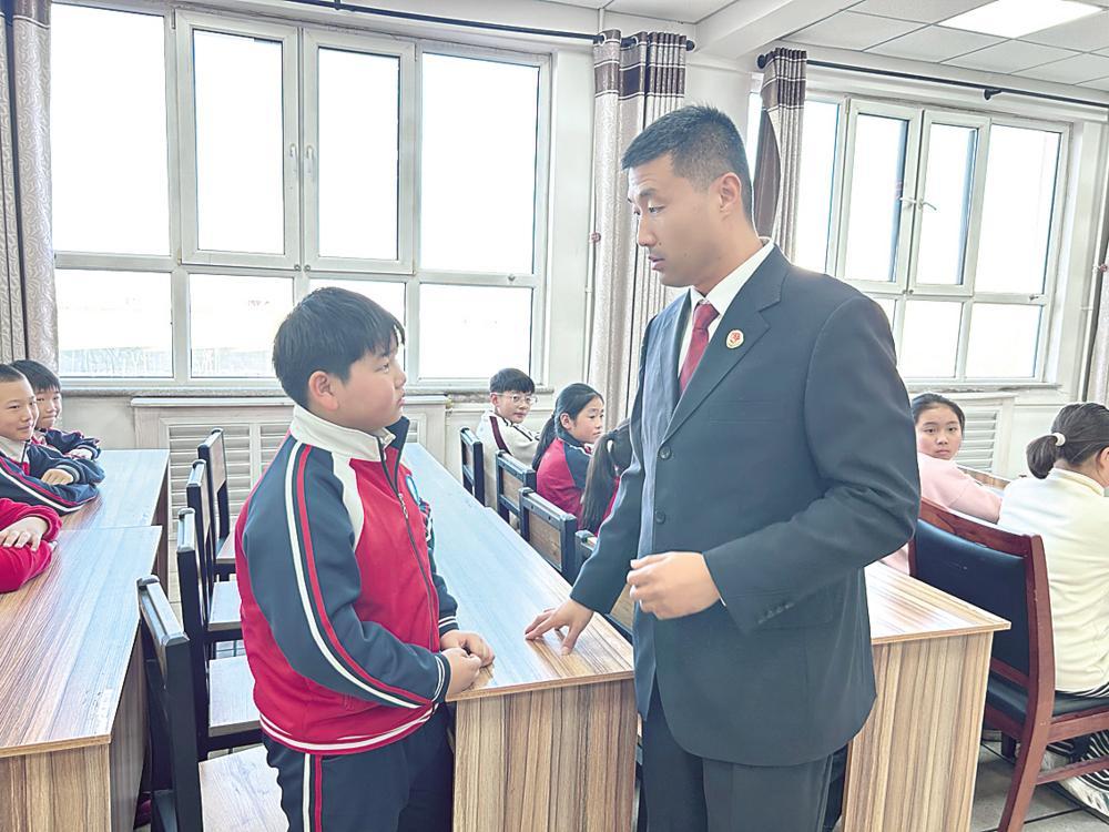法治进校园 携手共成长|河北省_新浪财经_新浪网