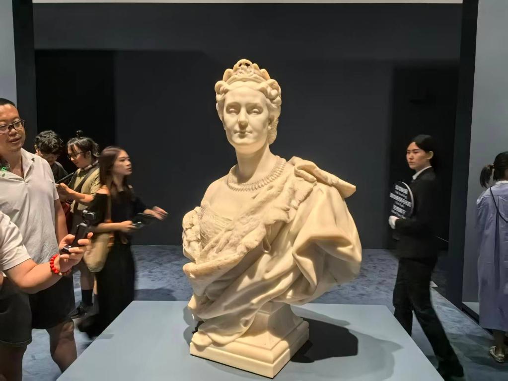 “洋土特产”、首店经济、票根经济，新名词透视中国市场内生活力|上海市_新浪财经_新浪网