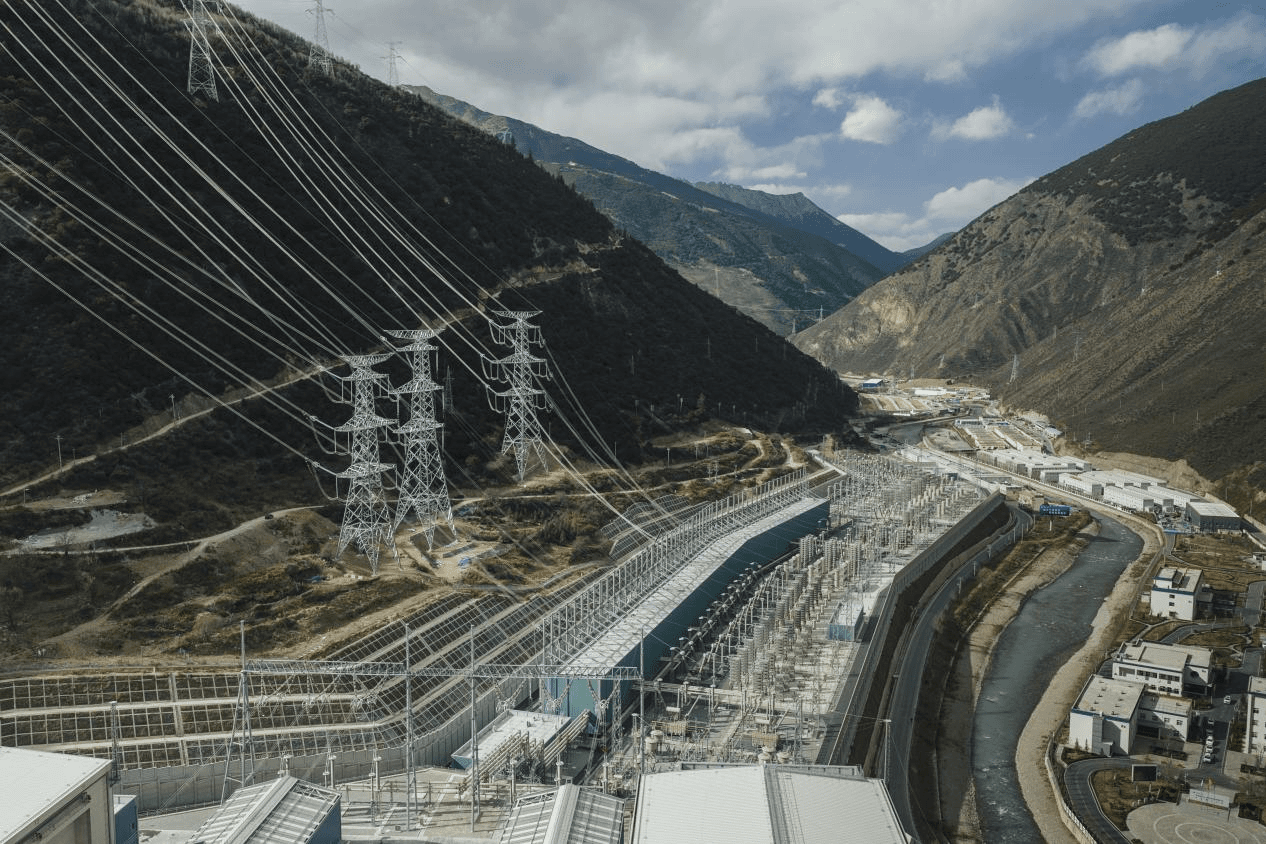 叶巴滩水电站500千伏送出工程投运|水电站_新浪财经_新浪网