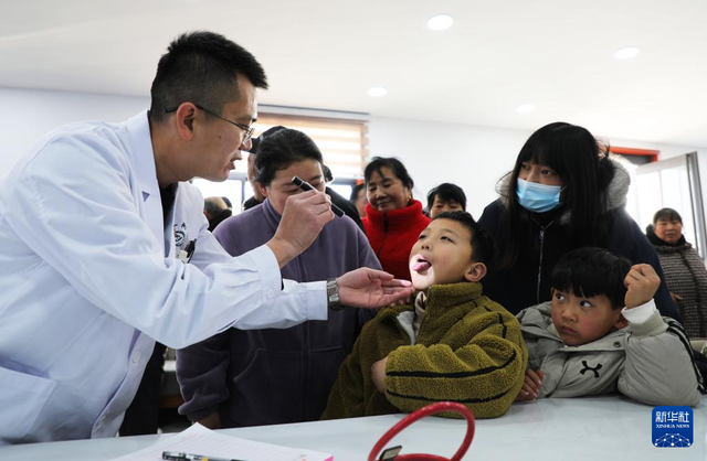 河南武陟：健康义诊暖民心|河南_新浪财经_新浪网