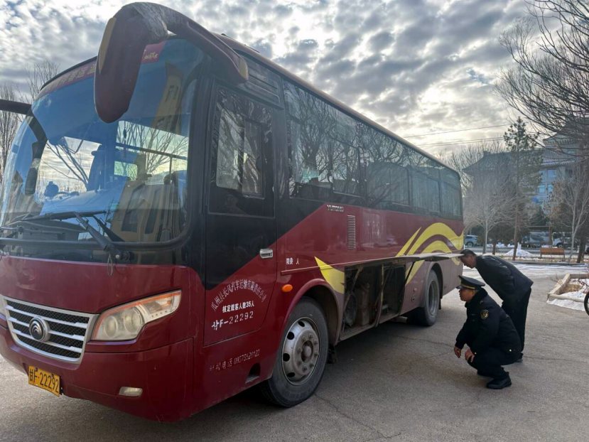 瓜州：客运整治“亮剑”行动 护航群众平安出行|亮剑_新浪财经_新浪网
