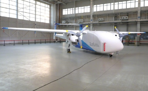 自主研制！新舟鸿鹄HH-200航空商用无人运输系统首架机下线_新浪科技_新浪网