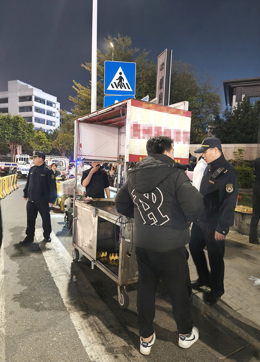 南宁高新区 持续整治违规摊点防乱象反弹|南宁市_新浪财经_新浪网