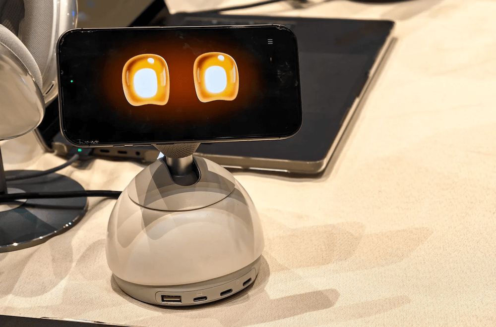 18家中国公司，在CES上给出消费级AI机器人新解|机器人_新浪财经_新浪网