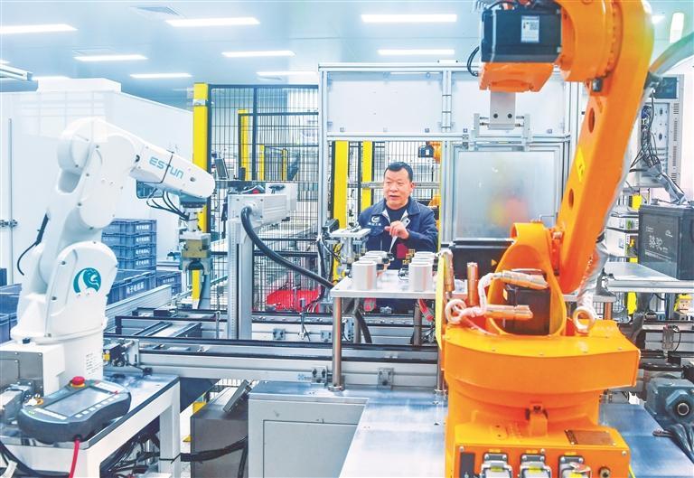 开足马力赶订单|汽车零部件_新浪财经_新浪网