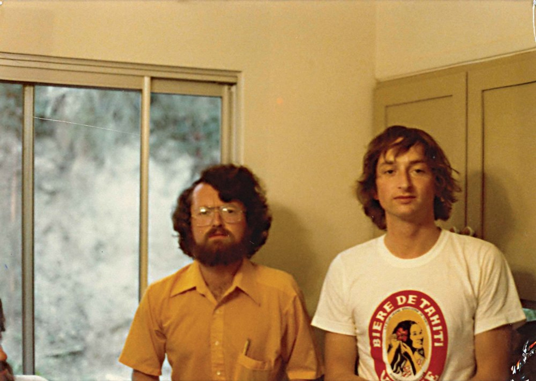 刚刚，Geoffrey Hinton成为第二位引用量破百万的科学家|Hinton_新浪财经_新浪网