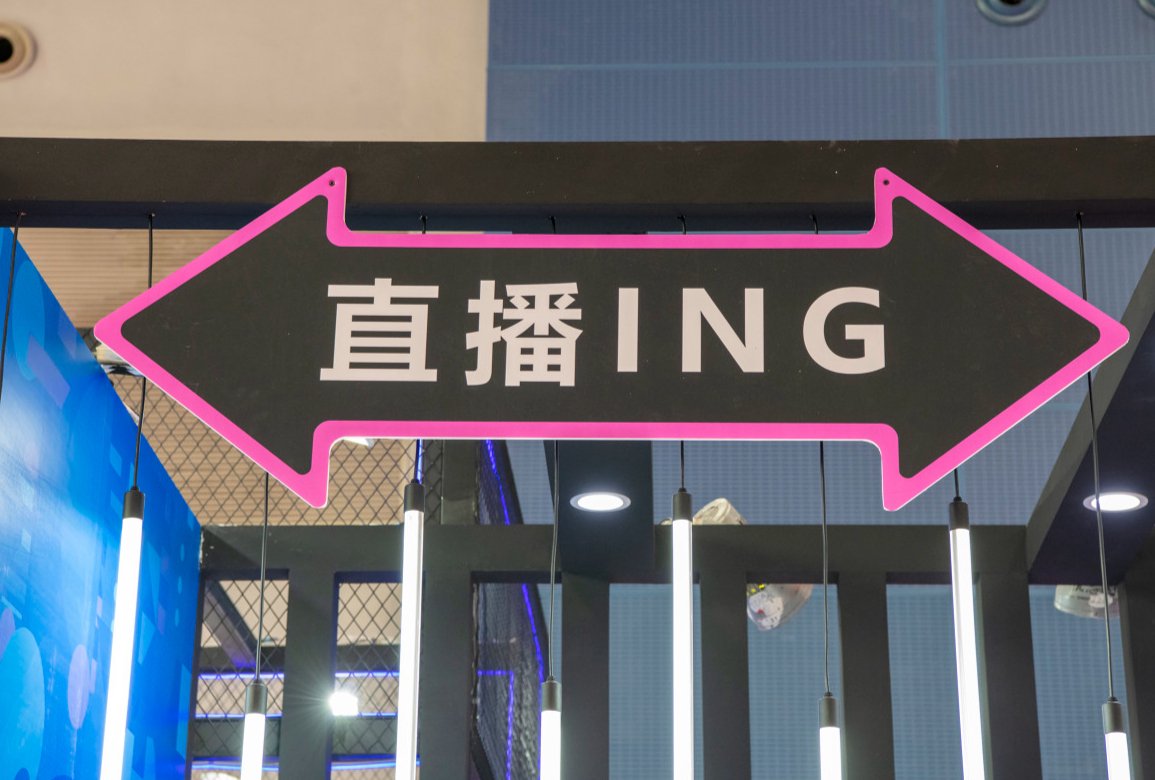 俞敏洪又道歉了，东方甄选留不住初代大主播，铁了心要做“线上山姆”|主播_新浪财经_新浪网