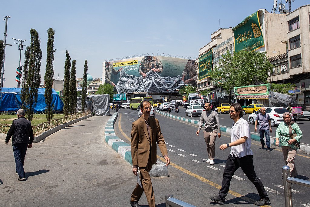 伊朗货币里亚尔汇率跌至历史新低|里亚尔_新浪财经_新浪网