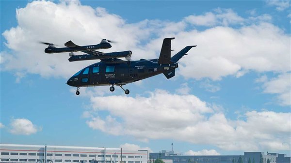 全球首款大型混动载客电动垂直起降飞行器！DF3000“游龙”首飞成功_新浪科技_新浪网