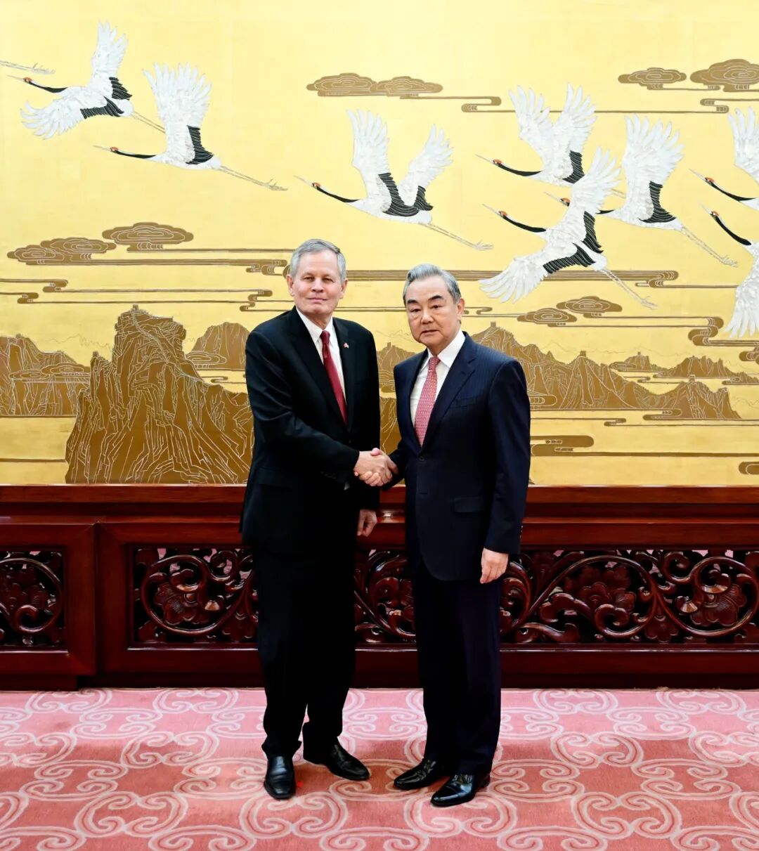王毅会见美国国会参议员代表团_新浪财经_新浪网