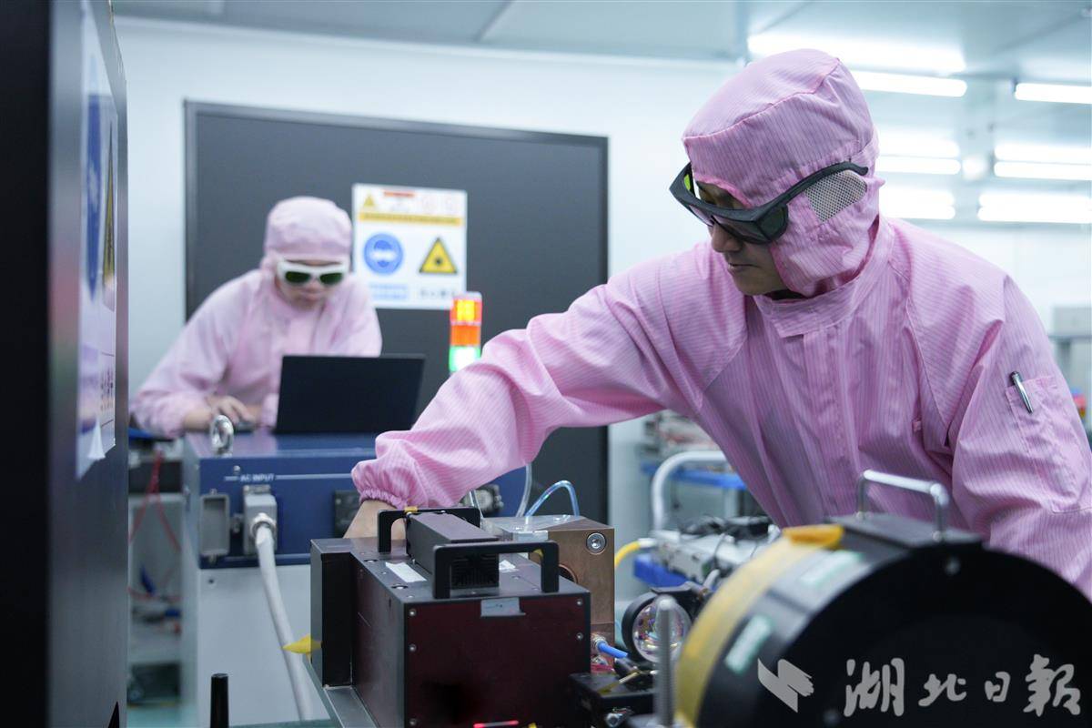 51020”先进制造业产业集群加速崛起 | 一季度全产业链规模突破百亿 湖北激光“上天入地|锐科激光_新浪财经_新浪网