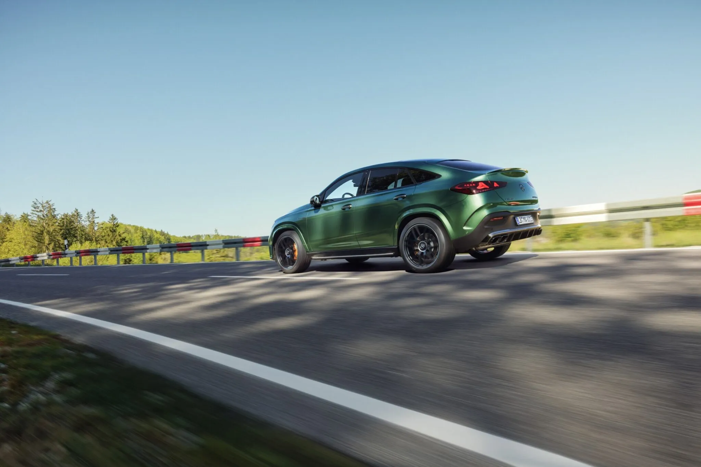 2027 款梅赛德斯 - AMG GLE 63 S/GLS 63 发布，搭载平面曲轴 V8 发动机_新浪科技_新浪网
