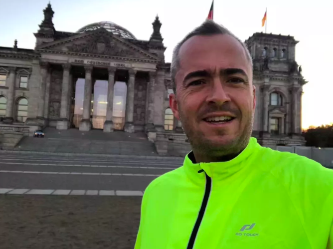 Robin Trebbe: 完成37场全马的茵特体育跑步达人_跑步频道_新浪竞技风暴_新浪网