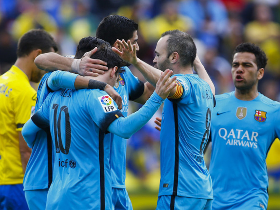 拜仁巴萨均胜 周六足彩头奖1036注8989元_彩票_新浪竞技风暴_新浪网