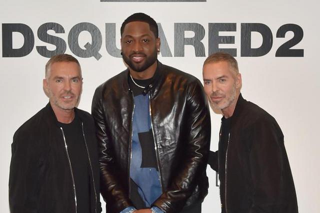 成熟!闪电侠无意与威少时尚赛跑:更愿与LBJ比_NBA_新浪竞技风暴_新浪网