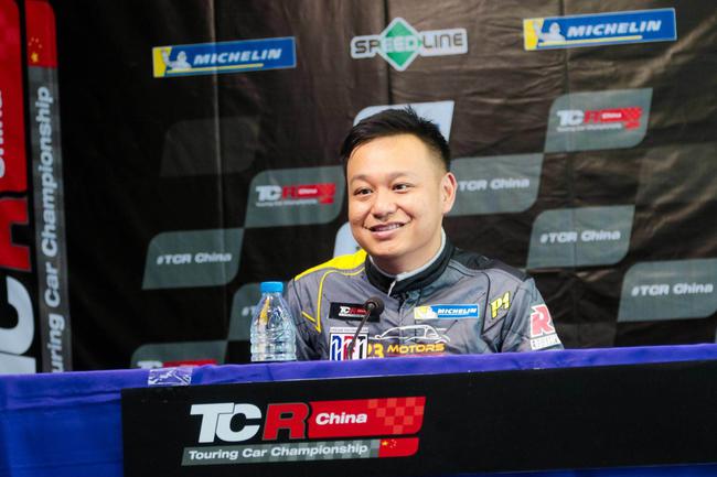 TCR China珠海揭幕 瀚霆赛车DRT车队惊艳首秀_场地_新浪竞技风暴_新浪网