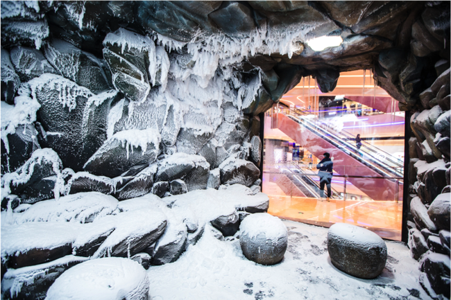 室内也能玩极限？SNOW51打造城市滑雪一站式空间_冰雪-滑雪赛事_新浪竞技风暴_新浪网