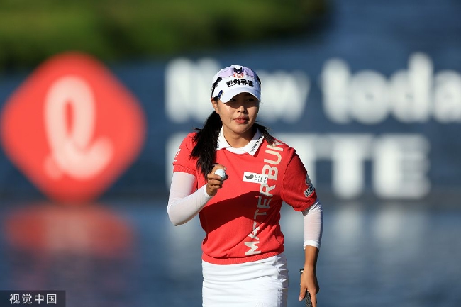 乐天锦标赛54洞成宥珍领先1杆 刘思芸T9刘钰T15_lpga赛_新浪竞技风暴_新浪网