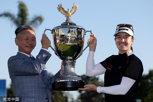 洛杉矶锦标赛格林赢3杆卫冕成功 殷小雯T8刘艳T13_lpga赛_新浪竞技风暴_新浪网