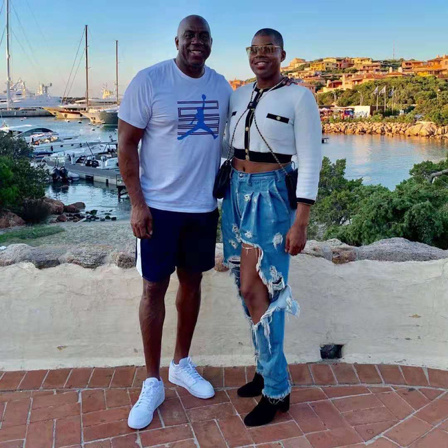 EJ酱生日父亲发推祝福 魔术师：继续改变世界_NBA_新浪竞技风暴_新浪网