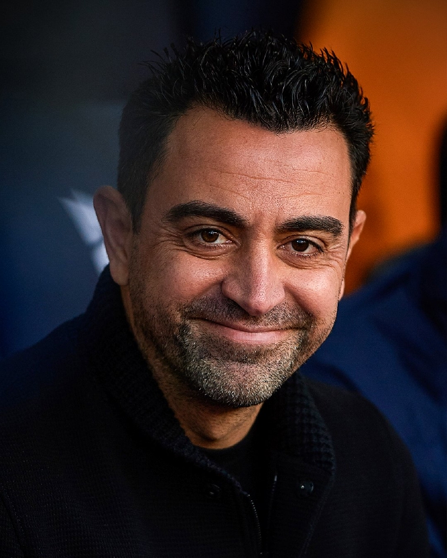 哈维：西甲夺冠很难但不放弃 若皇马输4场就有机会_国际足球_新浪竞技风暴_新浪网