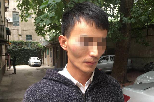 小伙吃烤肉结账时脸被摔骨折 称因店家拖地所致_新浪陕西_新浪网