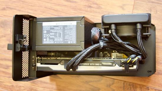 Razer Core X雷电3外置显卡坞多平台体验|显卡|Razer Core X|扩展坞_新浪科技_新浪网