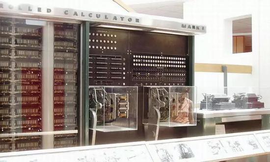 百年IBM：值得全球商界研究的转型变革典范_创事记_新浪科技_新浪网