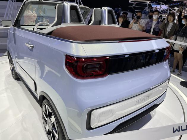 五菱宏光 MINI EV CABRIO ：拉风敞篷设计，明年量产|MINIEV|MINI EV|五菱宏光_新浪科技_新浪网
