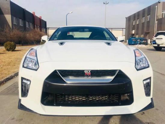 17款日产GTR2.7秒百公里每小时加速时间-手机新浪汽车