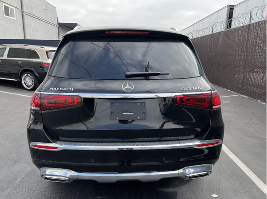 2023款奔驰迈巴赫GLS600双拼色售340万-手机新浪汽车