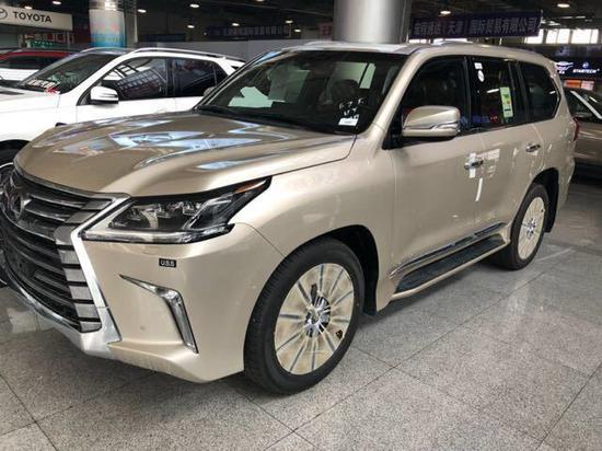 18款中东雷克萨斯5700金色顶级四驱SUV-新浪汽车