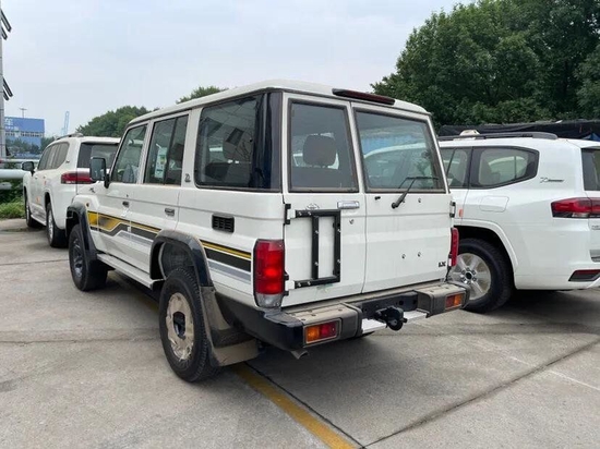 2022款丰田LC71 LC76 LC79现车实拍报价-新浪汽车