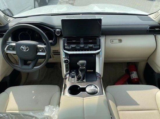 23款丰田酷路泽LC300中东4.0不到80万-新浪汽车