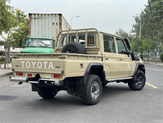 丰田LC79港口现车价格59万起 全国上牌-新浪汽车