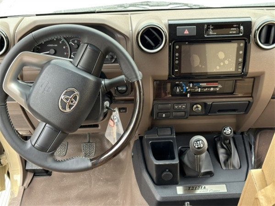 丰田LC79港口现车价格59万起 全国上牌-新浪汽车