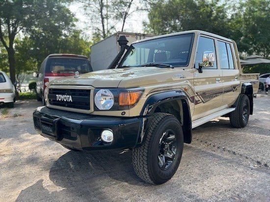 23款丰田LC79皮卡4.0手动挡情怀座驾-新浪汽车