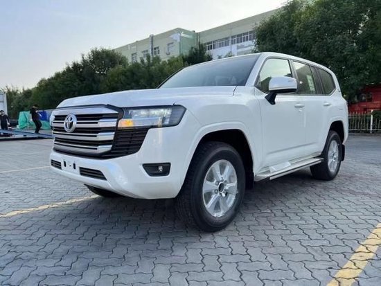 23款酷路泽LC300 3.5TT港口现车最新78万-新浪汽车