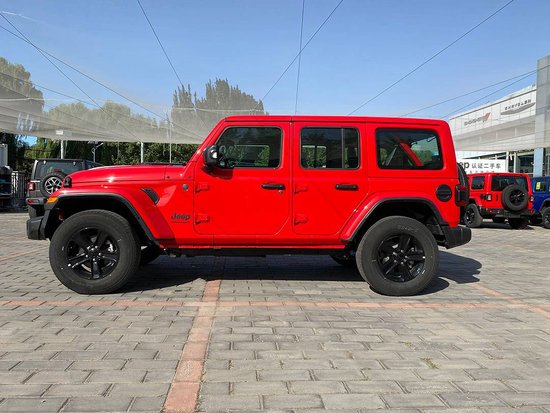 2023款牧马人高地熔岩红色售价42.99万