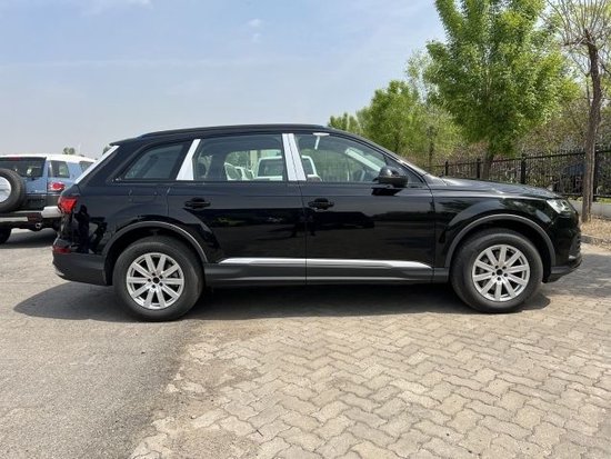 2023款奥迪Q7 2.0T现车落地价格50多万-新浪汽车