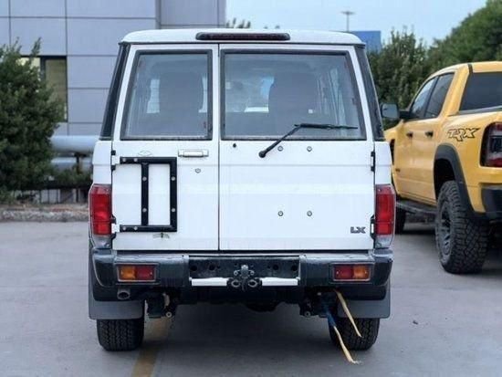 24款丰田酷路泽LC76越野界扛把子低价格-新浪汽车