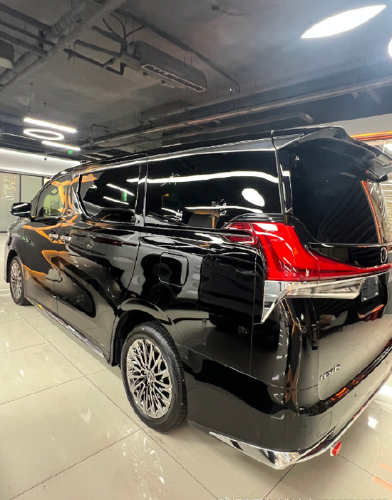 高品质商务 23款雷克萨斯LM350最新行情