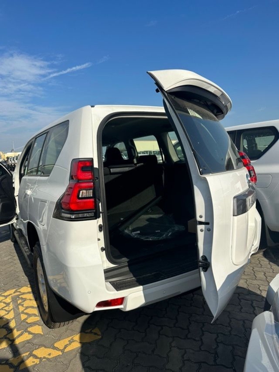 2022款丰田霸道2800底挂手续全55万起售-手机新浪汽车