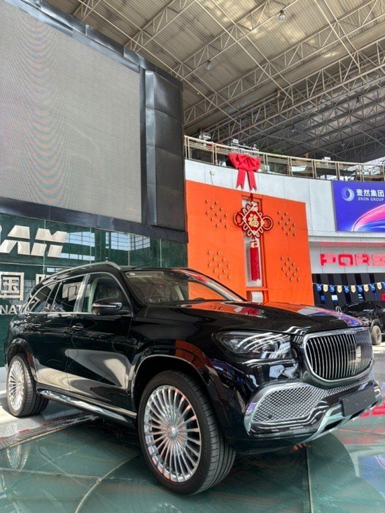 23款迈巴赫GLS600海外直采价颜色齐全-新浪汽车